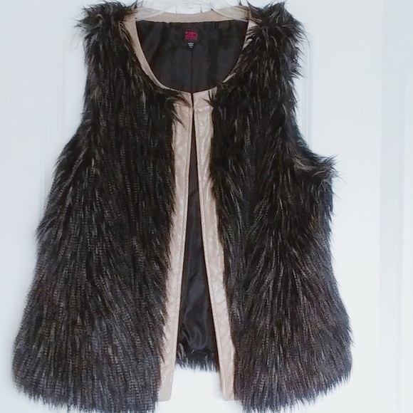 2B Bebe | Jackets & Coats | 2b Bebe Faux Fur Vest Jacket Xl | Poshmark